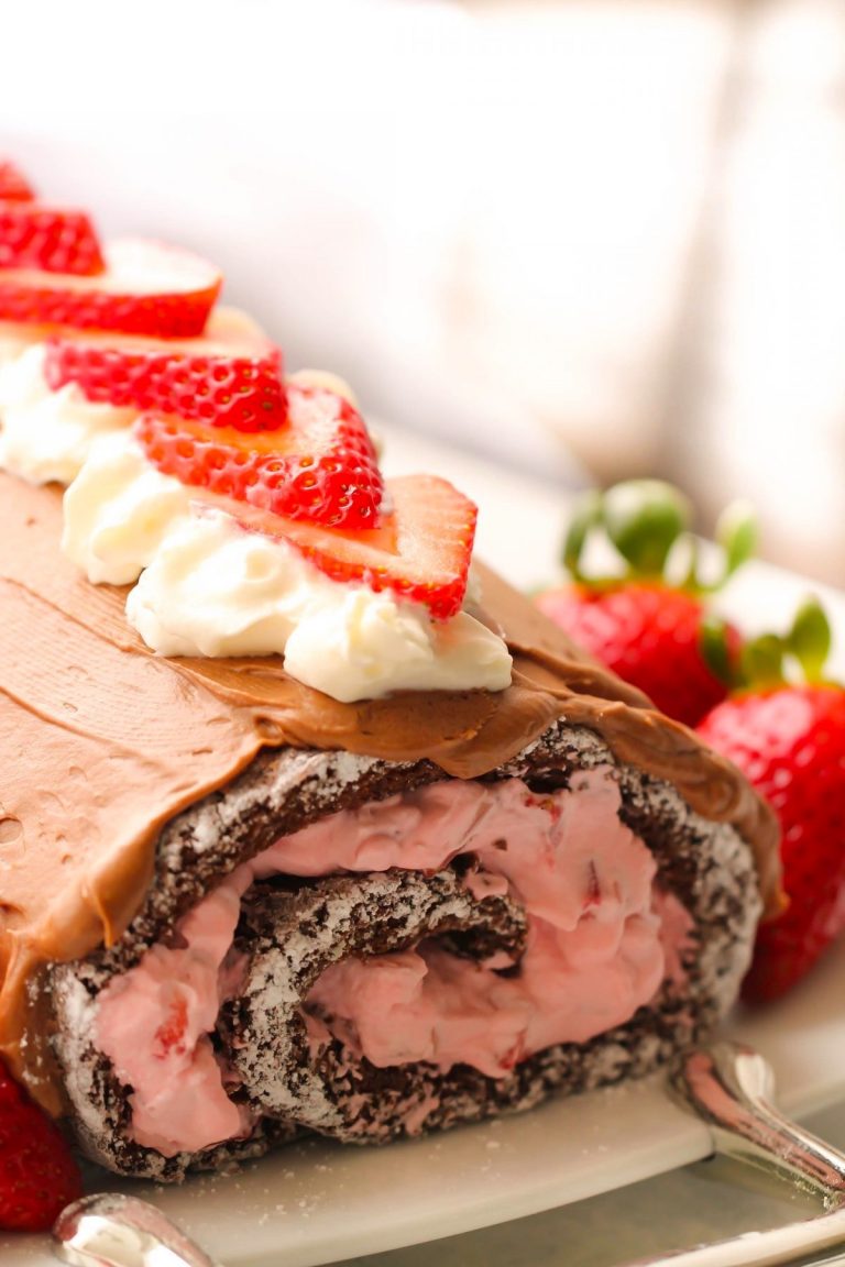 Delicious Grandma's Chocolate Cake Roll Recipe - Maria's Kitchen