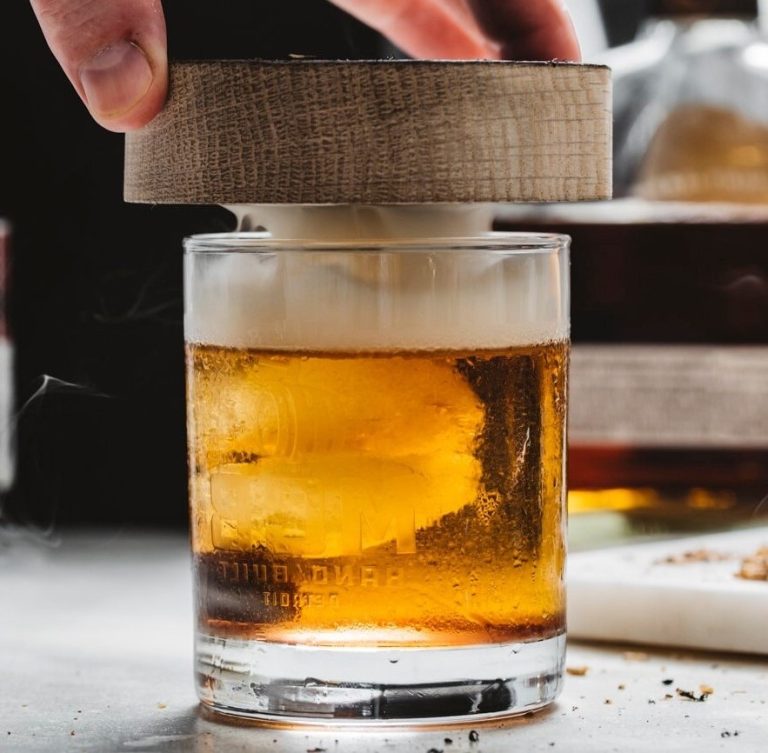 Smoked Cocktails Made Simple - 25 Easy-to-Follow Recipes for Home ...