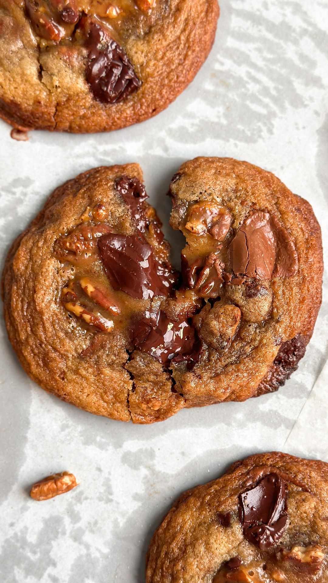 Salted Caramel Pecan Chocolate Chip Cookies - Maria's Kitchen