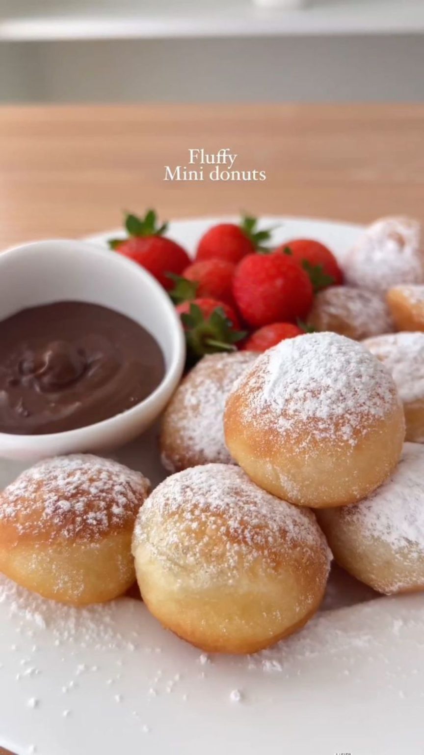 Delicious Mini Donuts - Maria's Kitchen