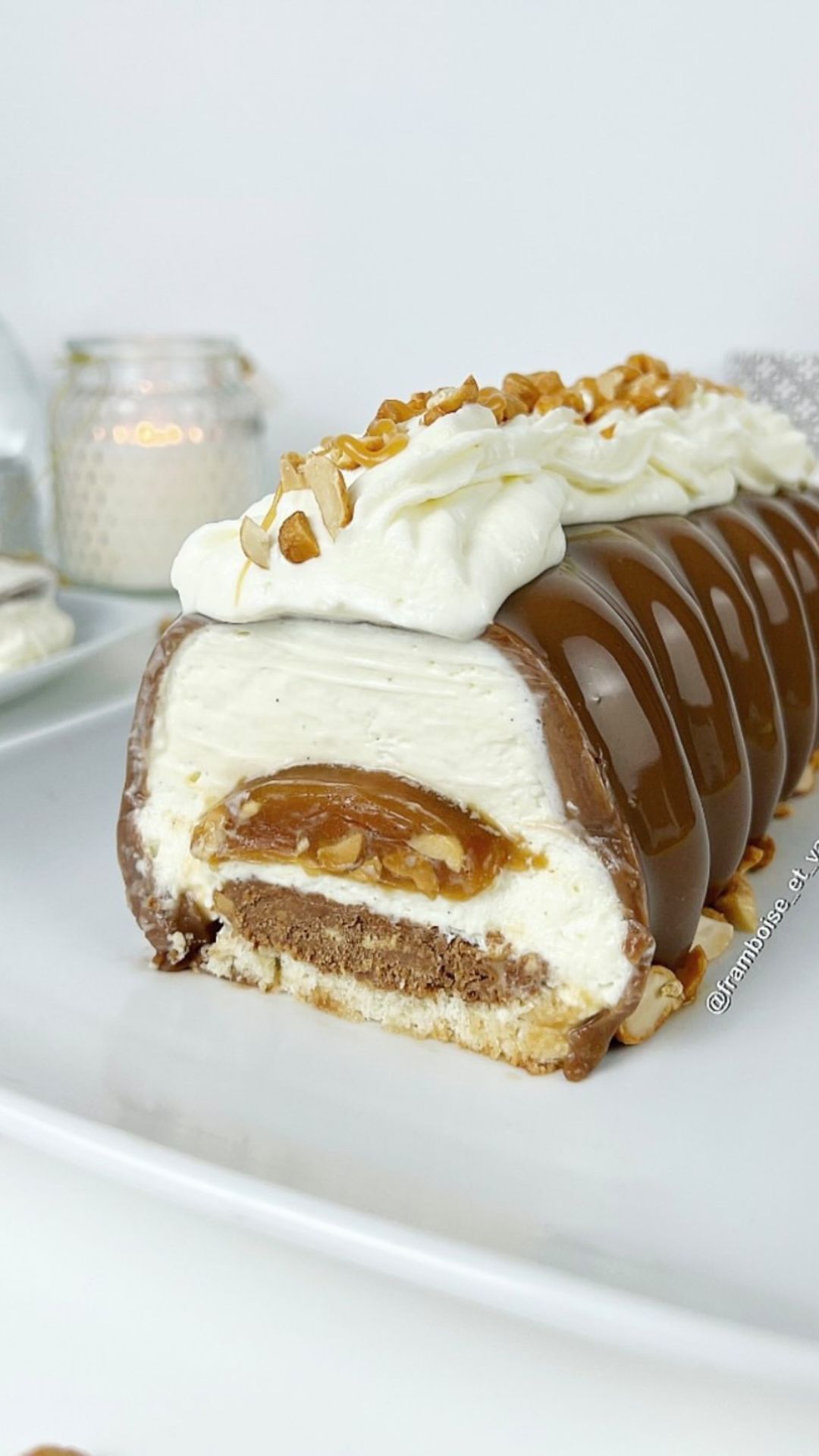 Sundae-style Caramel Log - Maria's Kitchen