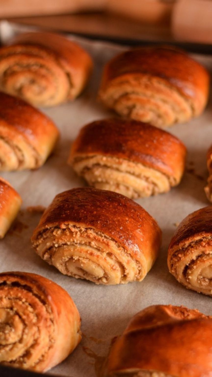 Delicious Nut Rolls - Maria's Kitchen